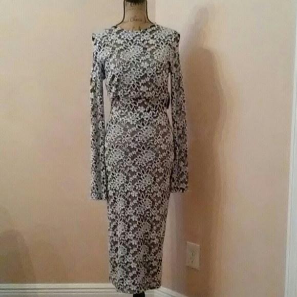 Va Va Voom | Dresses | Black And White Floral Midi Dress | Poshmark